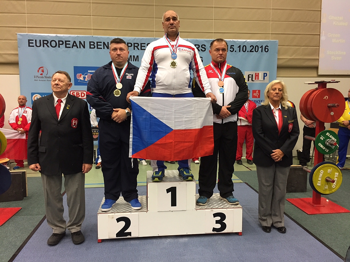 Ronnie.cz - Khaled Ghazal na ME masters v bench-pressu 2016